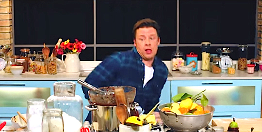 Danse endiablée en cuisine pour Taylor Swift et Jamie Oliver | Chefs ...